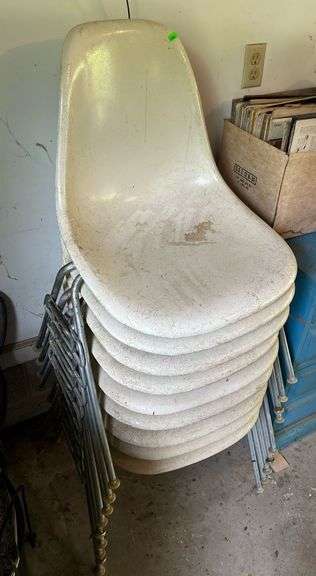 9- Herman Miller stacking/interlocking Chairs - Metzger Property ...