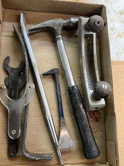 Tool Belt Chisel/Pry Bar 8” • Hammer • Wrench assortment • John Deere ...