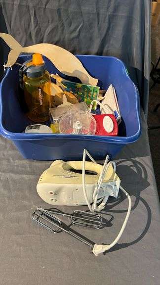 Hamilton Beach 6 Speed Mixer with Beaters • New Balance Water Bottle ...