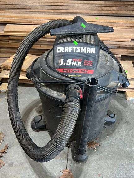 Craftsman 5.5 HP Wet/Dry Vac with attachments • Model #113177905 • 120V ...