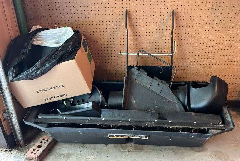 Bagger attachment for Simplicity and Snapper mowers - Metzger Property ...