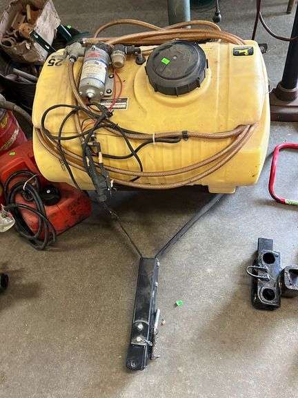 John Deere 25 Gal. Pull - Behind Tank Sprayer - Metzger Property ...