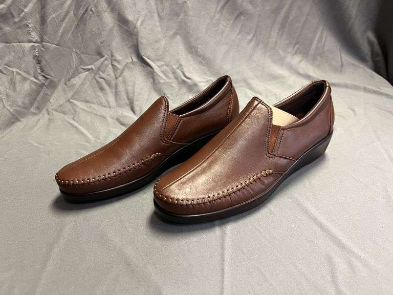 Women’s SAS Dream Brown Casual Shoes • Size 9 1/2S - Metzger Property ...