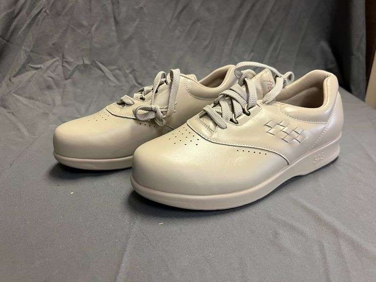 Women’s SAS Free Time Bone Leather Walking Shoes • Size 10WW - Metzger ...