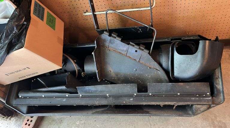 Bagger attachment for Simplicity and Snapper mowers - Metzger Property ...