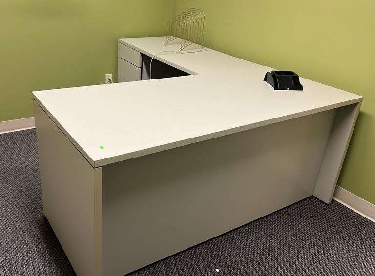 L-shaped desk unit with contents and 2-drawer file cabinet 30x65x77 ...