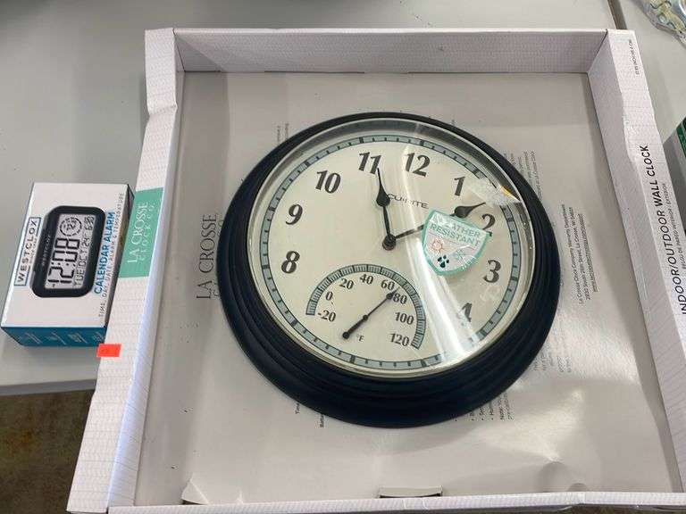 La Crosse clock co wall hanging indoor/outdoor clock 17.95”, Westclox ...