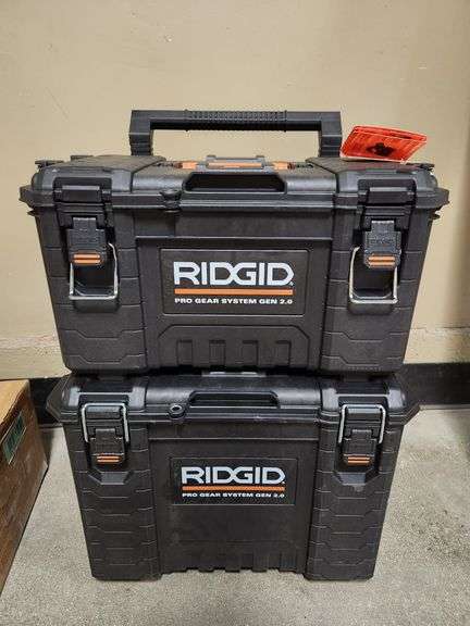 RIDGID Pro Gear System Gen 2.0 Stackable Rolling Tool Box and 22 in ...