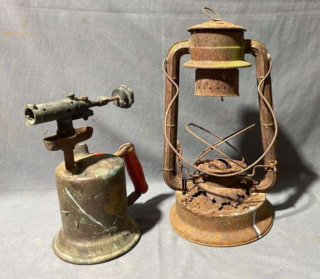Dietz metal lantern (rust damage), Blow torch - Metzger Property ...