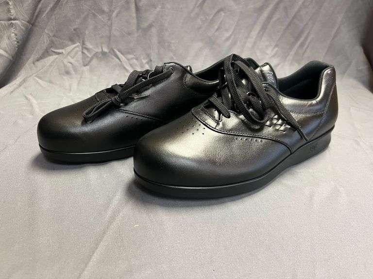 Women’s SAS Free Time Black Leather Walking Shoe • Size 8 W3 - Metzger ...