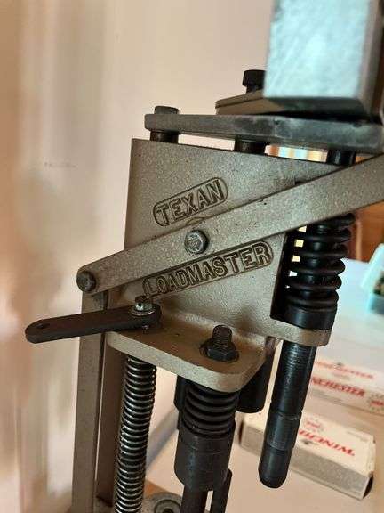 Texan load master reloader - Metzger Property Services, LLC