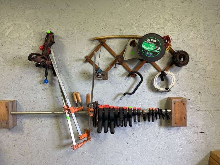 Bar and squeeze clamps, misc hanging as shown in pictures - Metzger ...