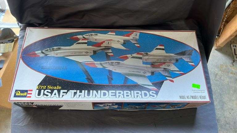 Revell USAF Thunderbirds Model Kit 1/72 Scale in box - Metzger Property ...
