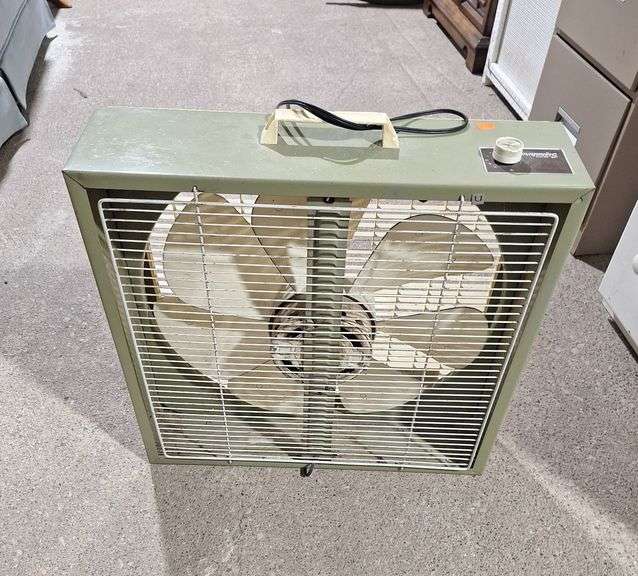 Wards signature box fan 22" - Metzger Property Services, LLC