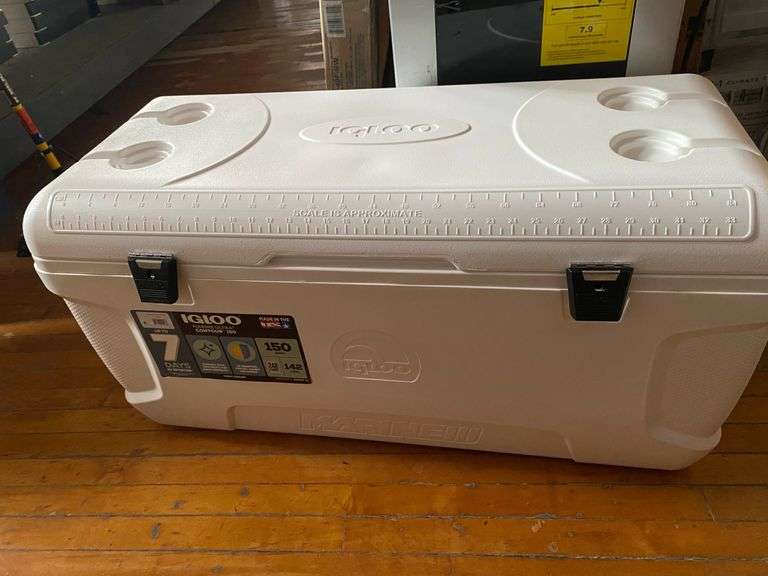 IGLOO 150/152 QT Maxcold Super Tough Cooler - Metzger Property Services, LLC