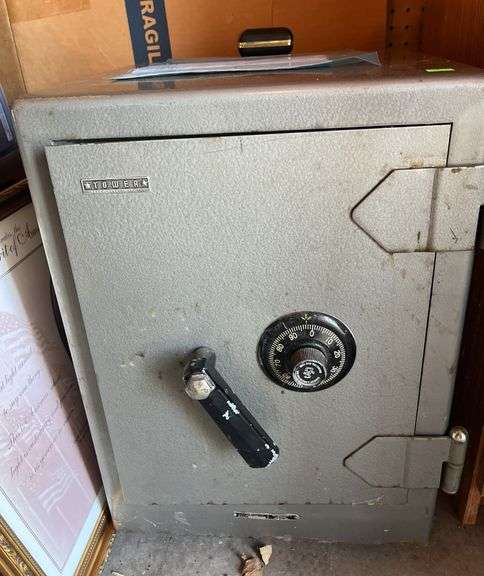 Tower Sears Roebuck safe with combination 16x16x22 - Metzger Property ...