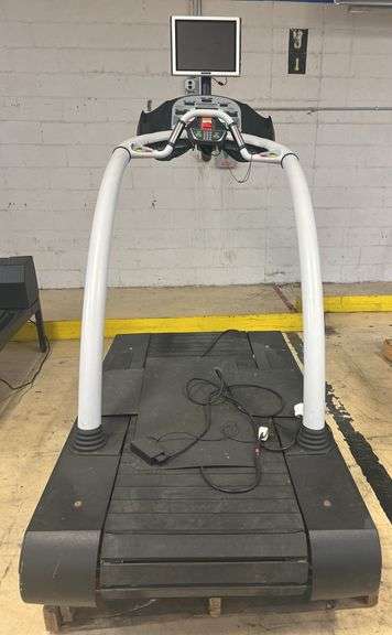 Woodway Treadmill Model: Desmo-Evo 38.5”x81”x66.75” (works) - Metzger ...