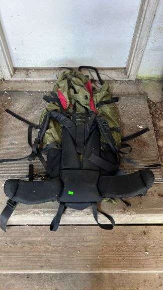 Camp Trails Wilderness internal Frame Backpack Med, Hiking Camping Army ...