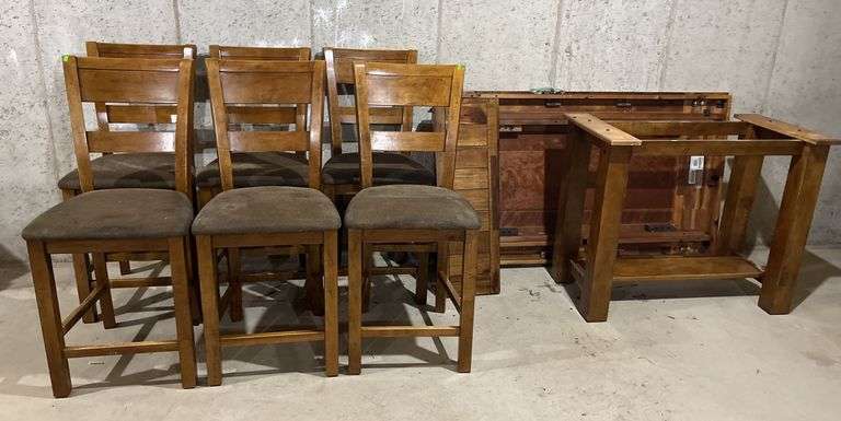 Hightop dining table with wear, base is chewed up see pic 62x36x36 ...