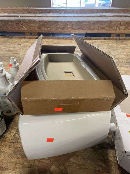 Delta Two Bolt Tank 16”x8” - Metzger Property Services, LLC