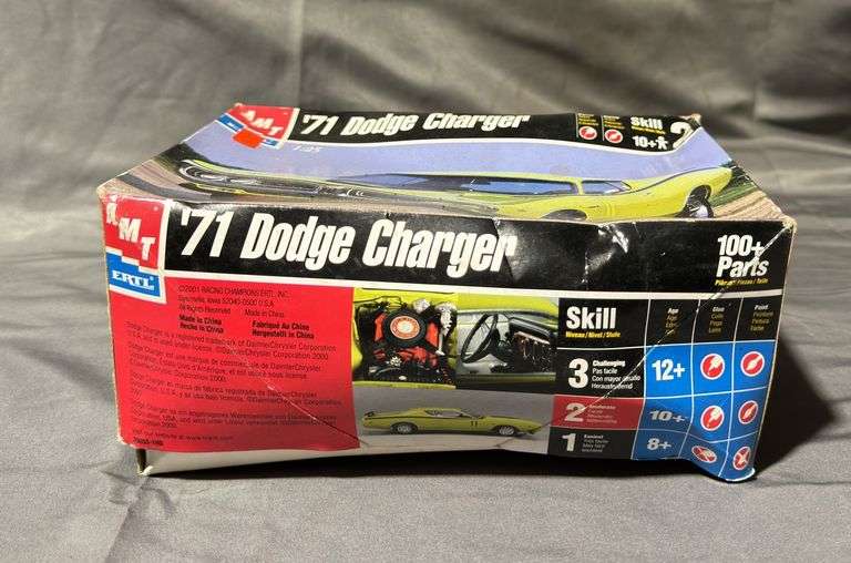 1971 Dodge Charger Model Build Kit (looks complete) - Metzger Property ...