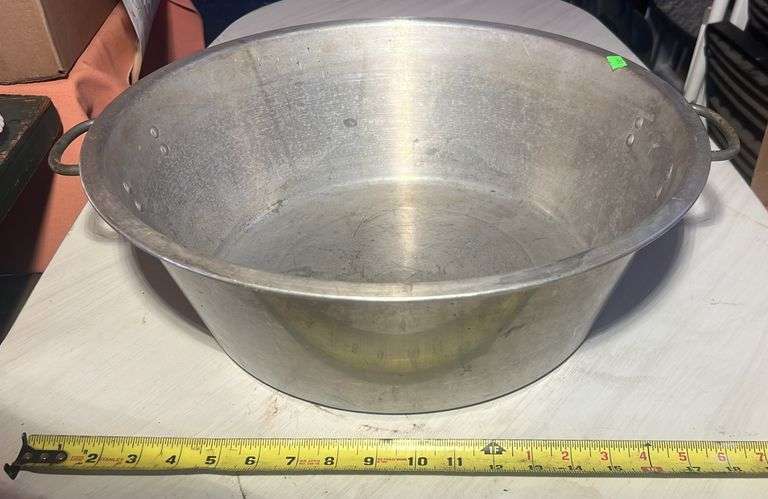 Priscilla Ware Aluminum 2-Handle wash Tub 17qt - Metzger Property ...
