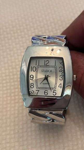Studio Quartz Bracelet Watch - Metzger Property Services, LLC