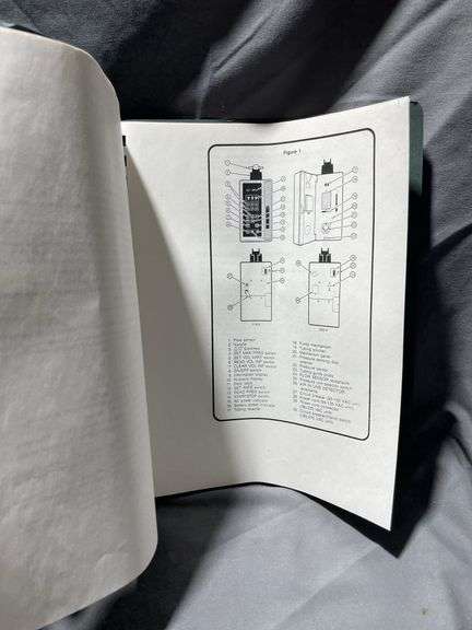 IVAC 560 variable pressure volumetric pump with operating guide ...