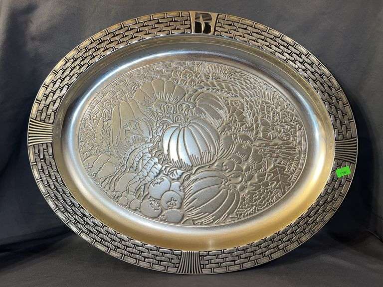 Wilton Armatale Oval Serving Platter 19.5”x15.75” - Metzger Property ...