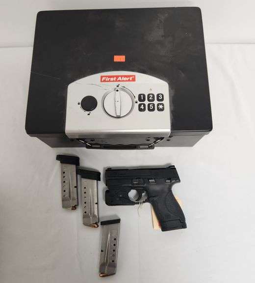 Smith & Wesson M&P 9 Shield 9 mm Pistol With 4 Magazines (3 loaded ...