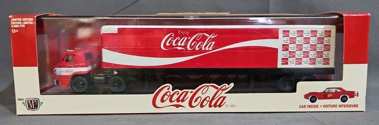 Enjoy Coca-Cola 1970 Dodge L600 COE & 1970 Dodge Super Bee 383 1:64 ...