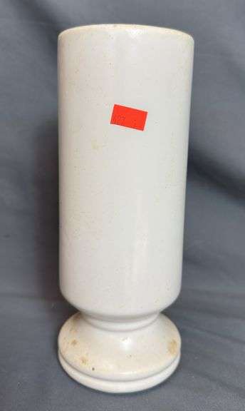 Floraline vase No. 412 9” - Metzger Property Services, LLC