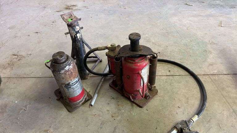 Central Hydraulic Air Jack, Napa 20 ton Hydraulic Jack unknown if ...