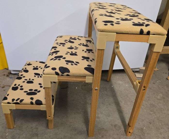 Wood Upholstered Pet Steps 14.5" x 15" - Metzger Property Services, LLC