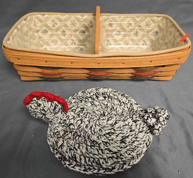 Longaberger basket with chicken hot pad 15x9x4 - Metzger Property ...