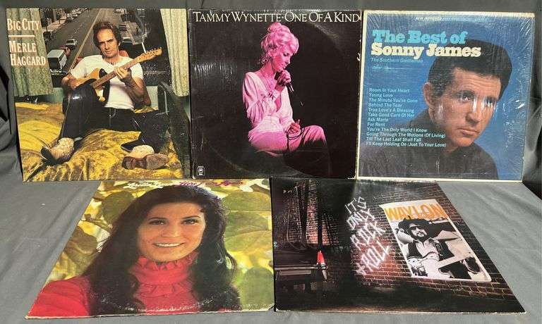 30+ classic country Vinyl Records Including Waylon, Loretta Lynn, Sonny ...