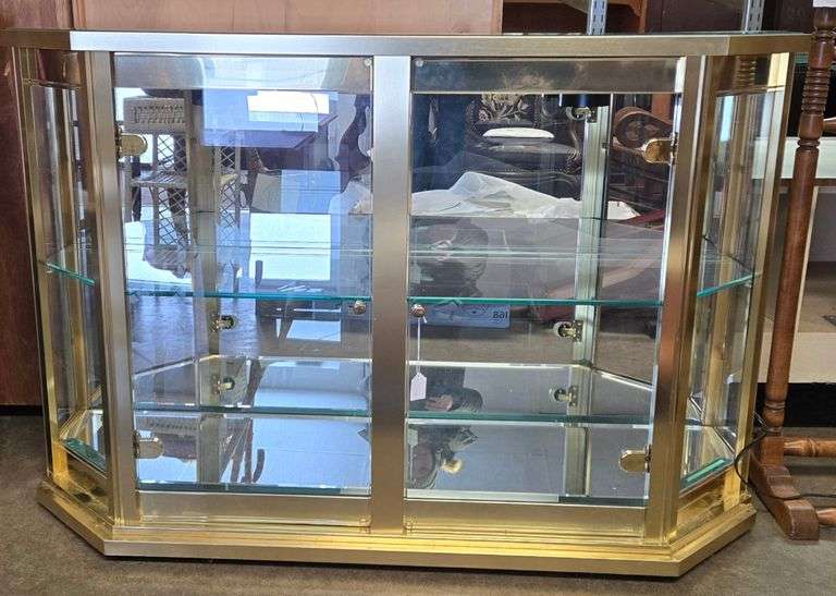 Glass front showcase w/ mirrored back 50 1/2x16x33 1/2 - Metzger ...