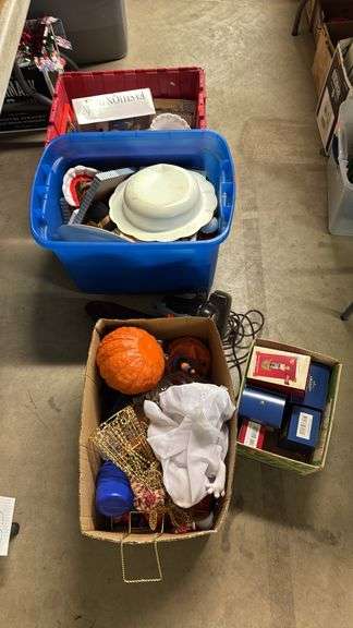 Home decor, Hallmark ornaments and toys - Metzger Property Services, LLC