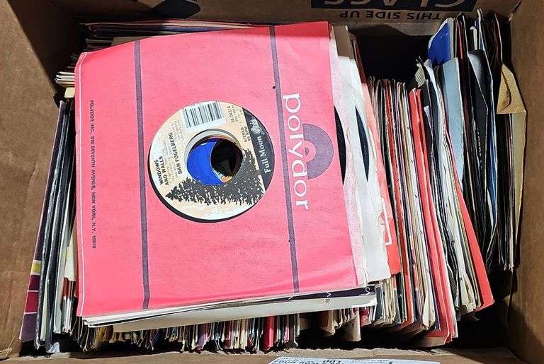 50+ 45 RPM Classic Country Vinyl Records Including Sammi Smith, Bob ...