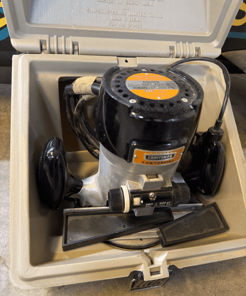 Craftsman Router, model 315.17380 in case - Metzger Property Services, LLC