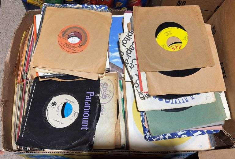 50+ 45 RPM Vinyl Records - Glen Campbell, Jimmy Canon, Jim Daniel, Don ...