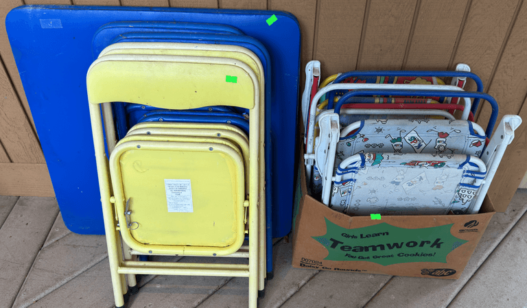 Children’s folding patio chairs, child’s card table 24x24 and chairs ...