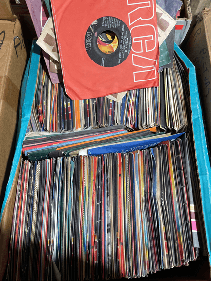 50+ 45 RPM Country Vinyl Records - Moe Bandy, Ronnie Milsap, Girls Next ...