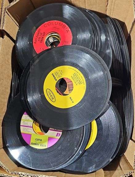 50+ 45 RPM Classic Country Vinyl Records Including The Sylvers, Neil ...
