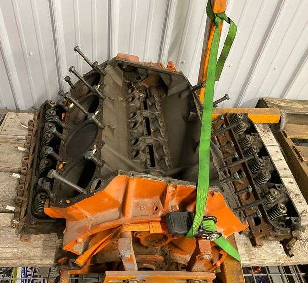 440 Chrysler Big Block Complete Motor, 1969 Date Code, Removed from ...
