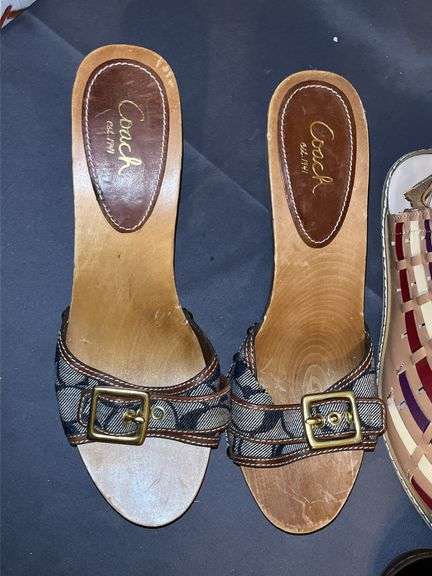 Ladies shoe assortment - size 7 - Metzger Property Services, LLC