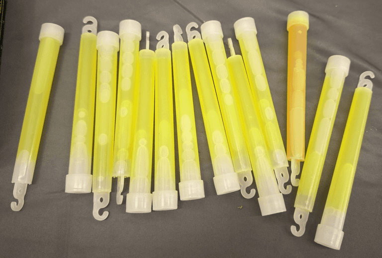 (14) Emergency glow sticks ultra bright chem light 6” - Metzger ...