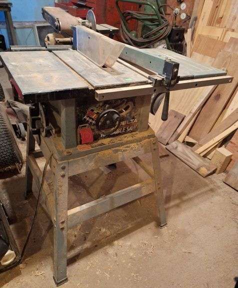Delta 10” Table Saw - Metzger Property Services, LLC