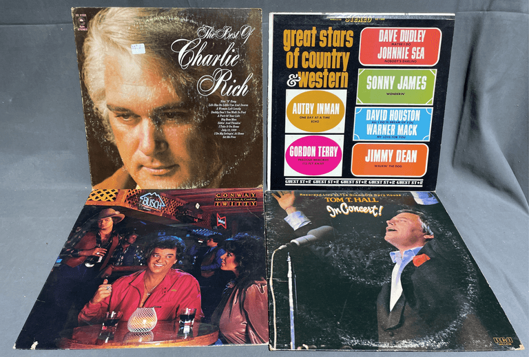50+ Country Classic Vinyl Records - Dolly Parton, Ronnie Milsap, Merle ...