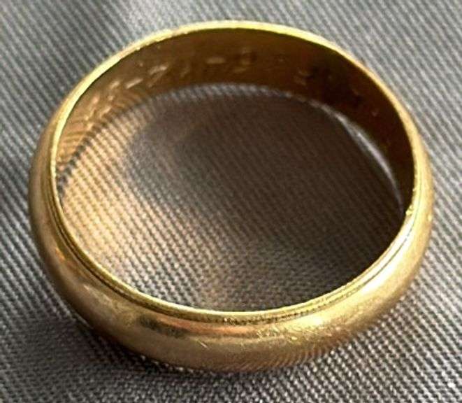 Gold Ring Unknown Size, market 10kt with other writing - Metzger ...